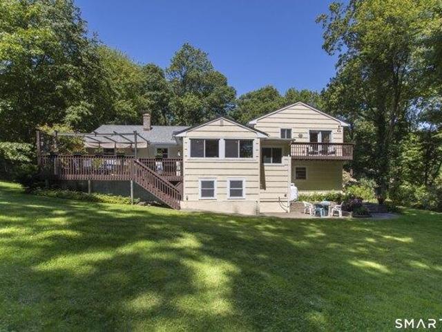 house with 3 bedroom, Shelton CT ES103433352