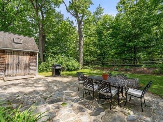 house with 3 bedroom, Sherborn MA DS104187999