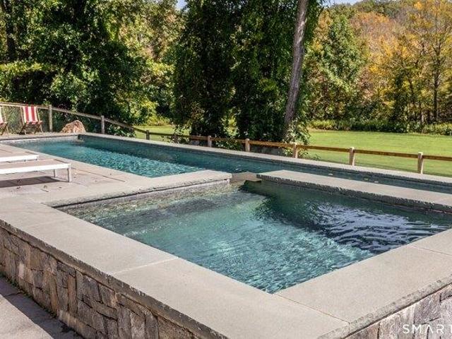 house with 3 bedroom, Sherman CT DLS102565466