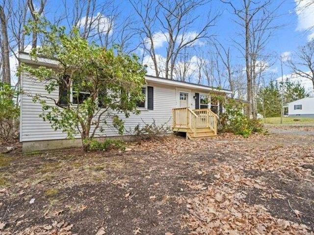 house with 3 bedroom, Shirley MA DS102708121