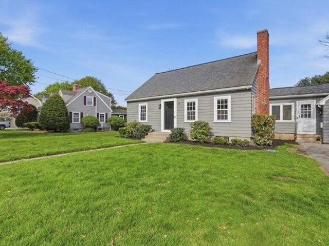 house with 3 bedroom, Shrewsbury MA DLS102960857