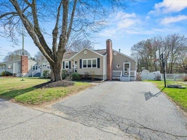 house with 3 bedroom, Shrewsbury MA DS102584225