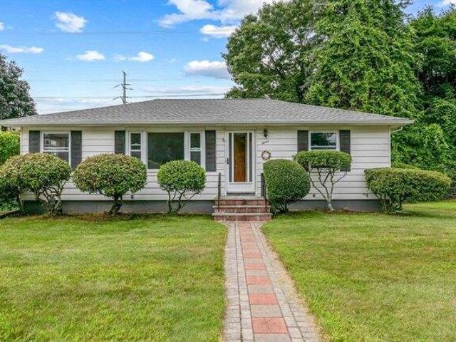 house with 3 bedroom, Shrewsbury MA DS103849374