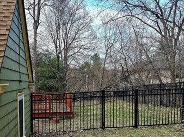 house with 3 bedroom, Shrewsbury MA ES103069656