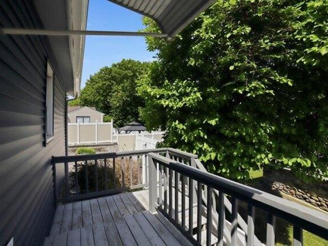 house with 3 bedroom, Shrewsbury MA ES103709821