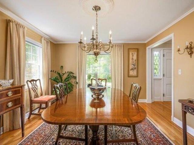 house with 3 bedroom, Shrewsbury MA ES103809656