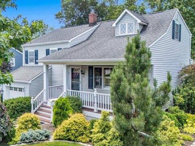 house with 3 bedroom, Shrewsbury NJ ES104831443