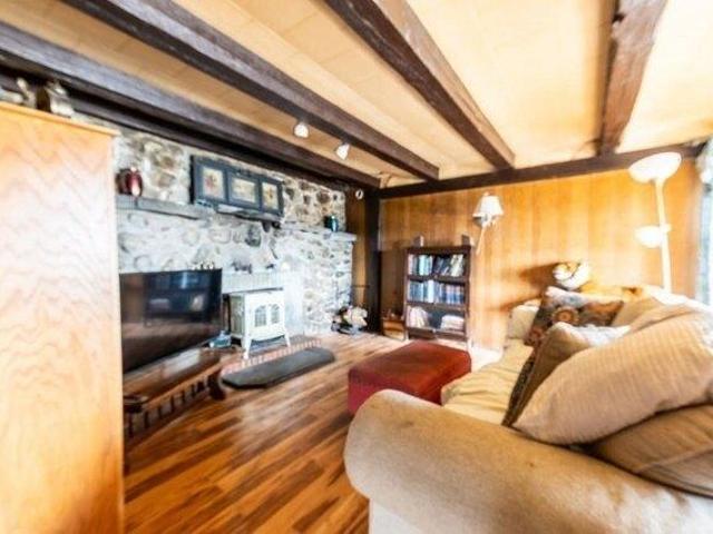 house with 3 bedroom, Shutesbury MA ES103158636