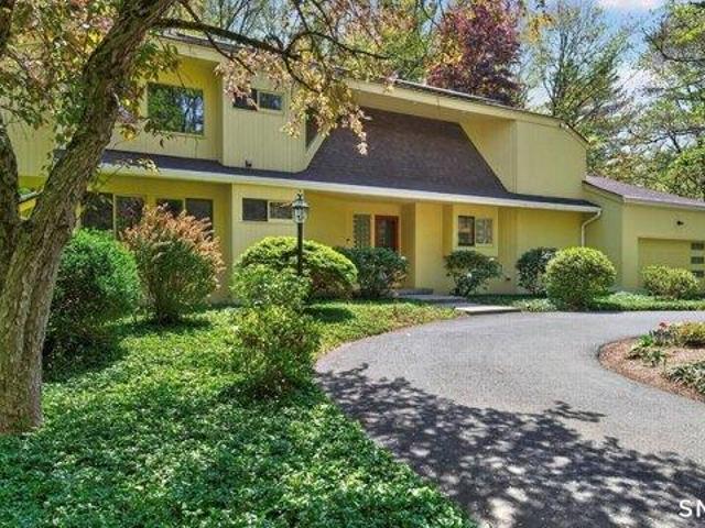 house with 3 bedroom, Simsbury CT DS103124649