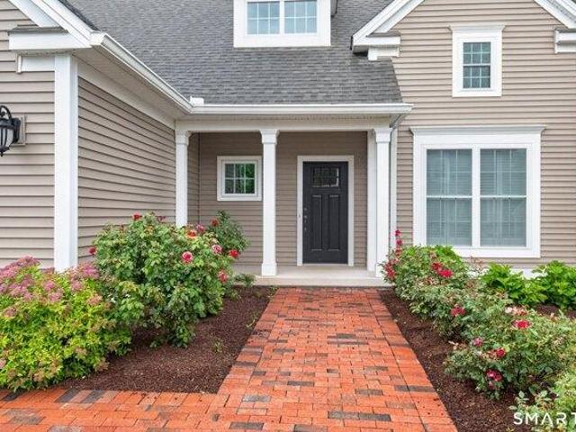 house with 3 bedroom, Simsbury CT DS104151512