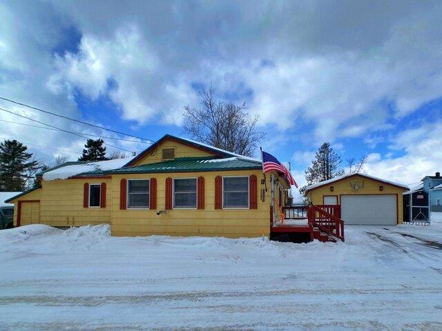 house with 3 bedroom, Sinclair ME DLS101748853