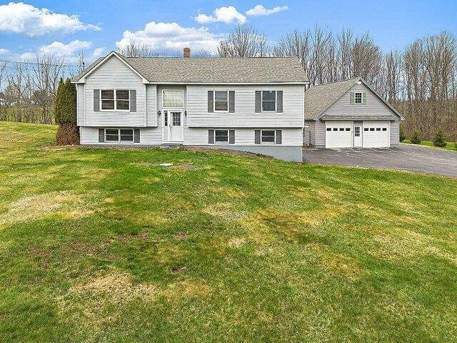 house with 3 bedroom, Sidney ME DS103036058