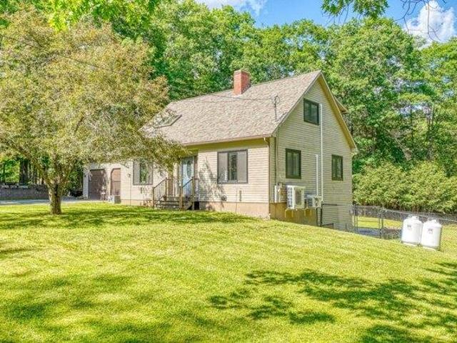 house with 3 bedroom, Sidney ME DS104042809