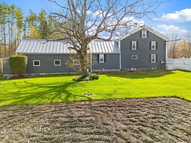 house with 3 bedroom, Sidney ME ES104543611