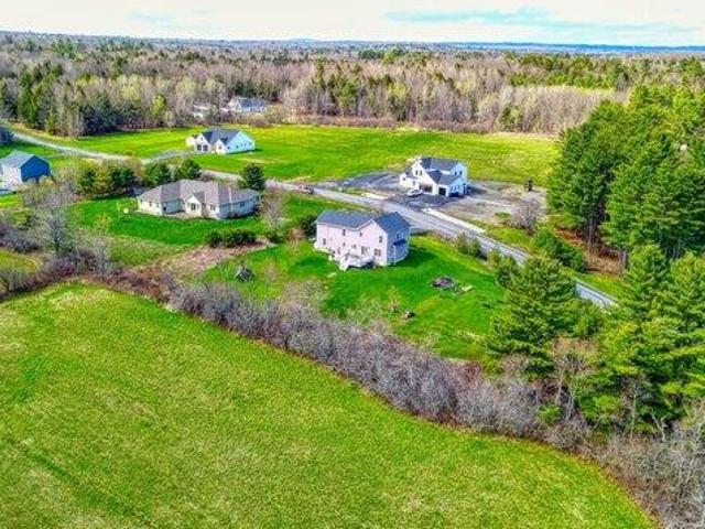 house with 3 bedroom, Sidney ME ES105190429
