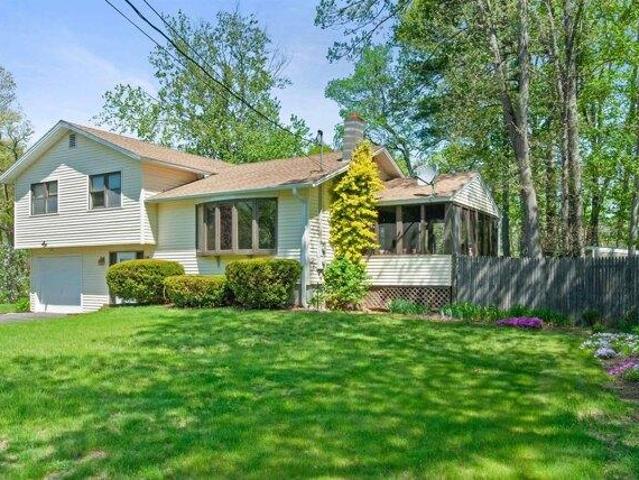 house with 3 bedroom, Somersworth NH DS103247701