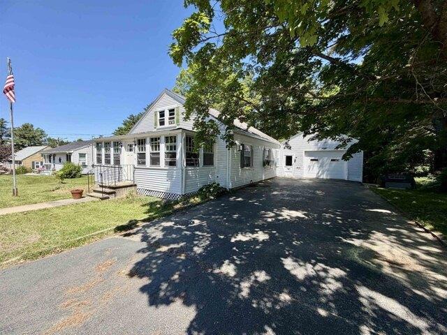 house with 3 bedroom, Somersworth NH DS104192132