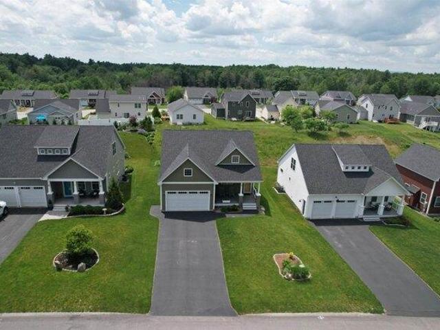 house with 3 bedroom, Somersworth NH DS104265262