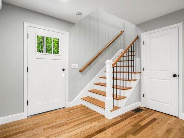 house with 3 bedroom, Somersworth NH ES103499772
