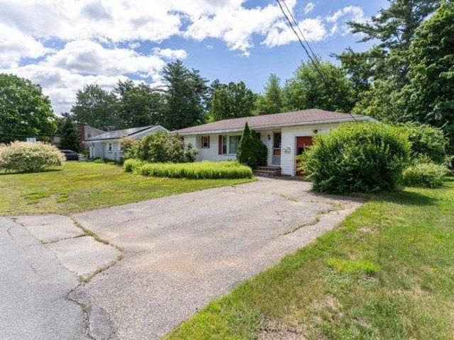 house with 3 bedroom, Somersworth NH ES103888285