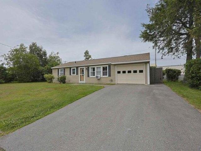 house with 3 bedroom, Somersworth NH ES103927401
