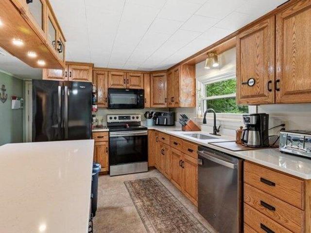 house with 3 bedroom, Somersworth NH ES104512639