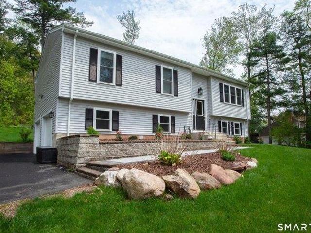 house with 3 bedroom, Somers CT DLS102445487