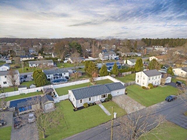 house with 3 bedroom, Somerset MA DS102412287