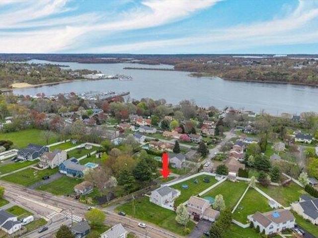 house with 3 bedroom, Somerset MA DS103016402