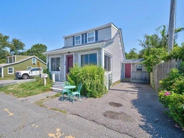 house with 3 bedroom, Somerset MA DS104295616