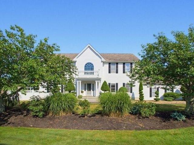 house with 3 bedroom, Somerset MA DS104406316