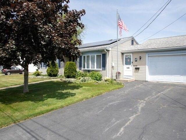 house with 3 bedroom, Somerset MA ES103184650