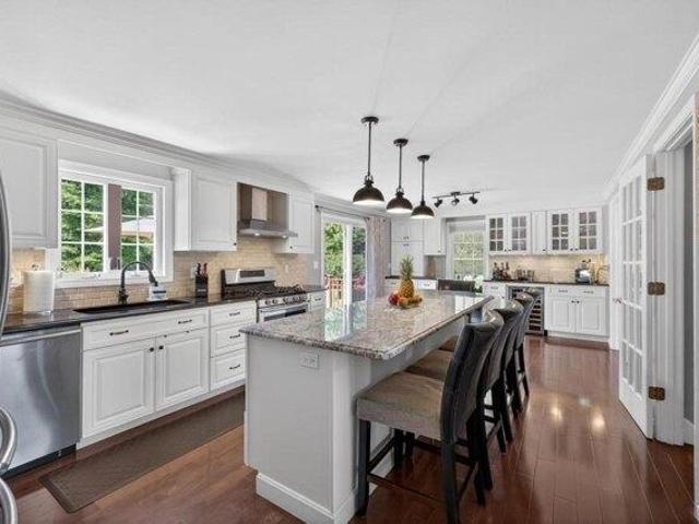 house with 3 bedroom, Somerset MA ES103223725