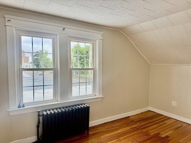 house with 3 bedroom, Somerset MA ES104849772
