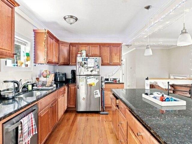 house with 3 bedroom, Somerville MA ES105094900