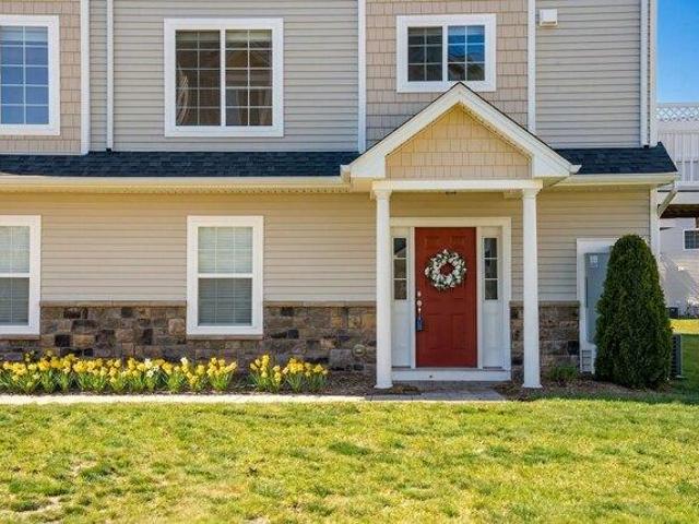 house with 3 bedroom, South Windsor CT DS102445129