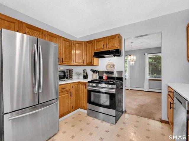 house with 3 bedroom, South Windsor CT ES104189593