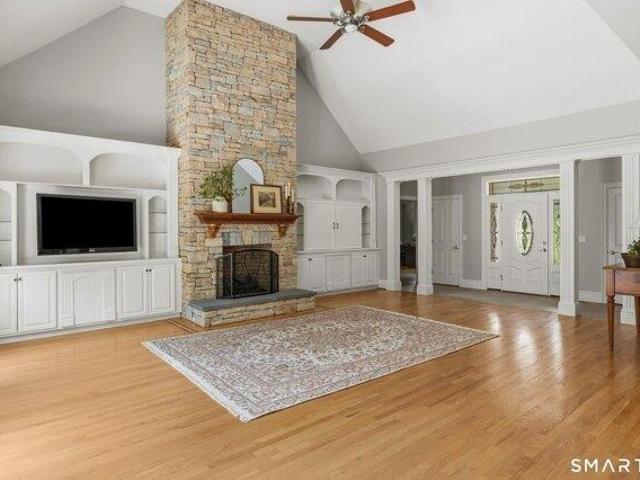 house with 3 bedroom, South Windsor CT ES104410005