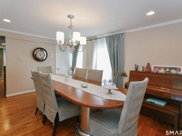house with 3 bedroom, South Windsor CT ES105106122