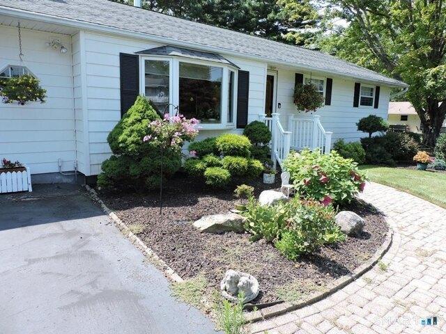 house with 3 bedroom, South Windsor CT ES105204160