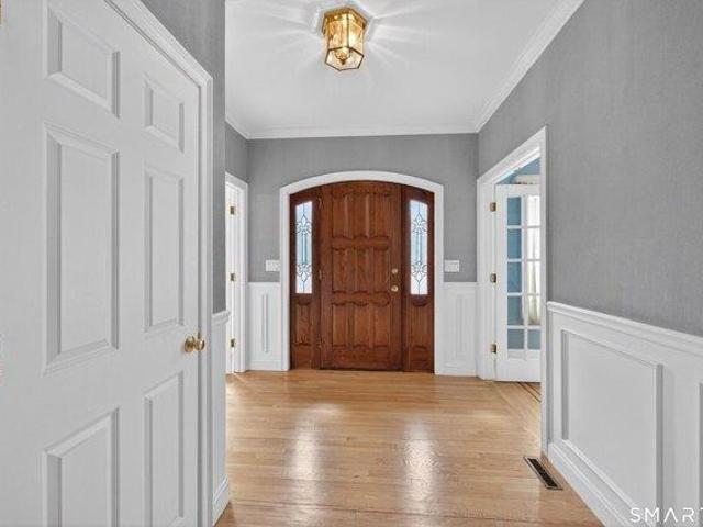 house with 3 bedroom, South Windsor CT ES102825012