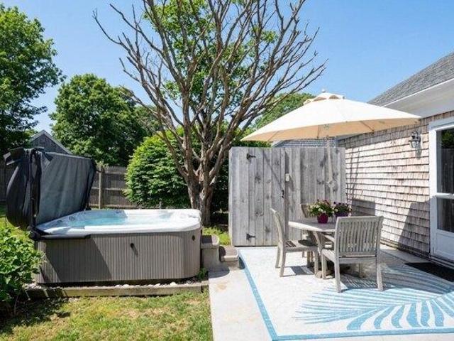 house with 3 bedroom, South Yarmouth MA DLS102256769