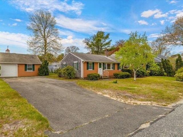 house with 3 bedroom, South Yarmouth MA DS102724722