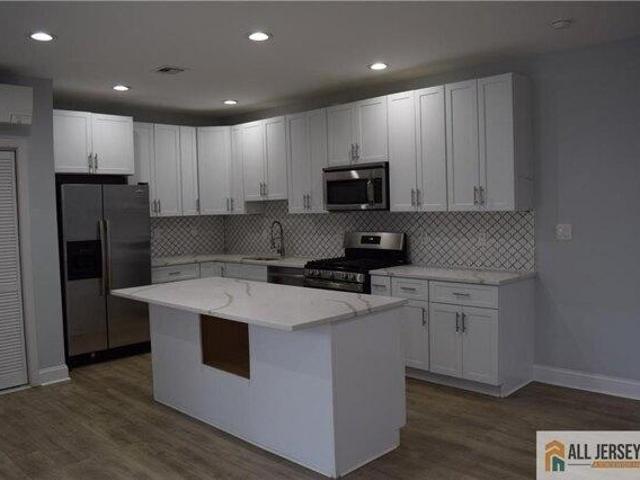 house with 3 bedroom, South Amboy NJ DLS101749624