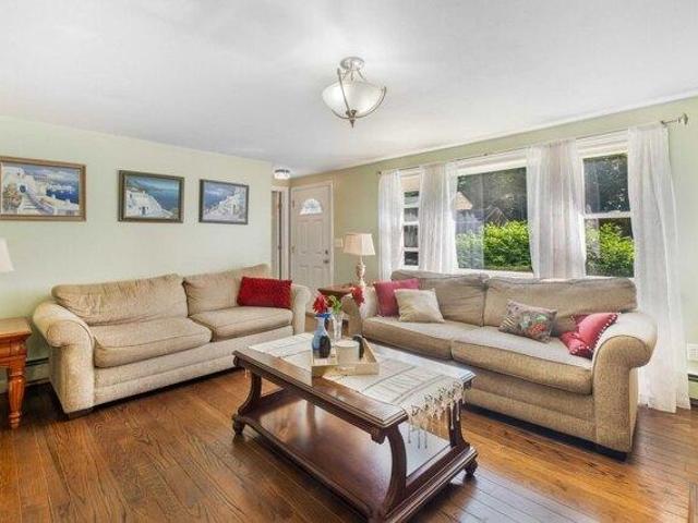 house with 3 bedroom, South Berwick ME DS103851373