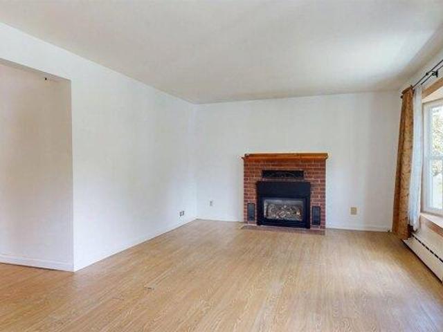 house with 3 bedroom, South Burlington VT DS104077652