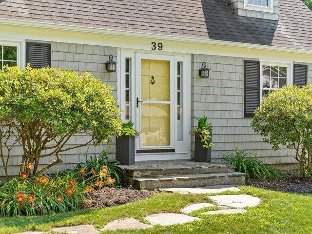 house with 3 bedroom, South Burlington VT ES104848139