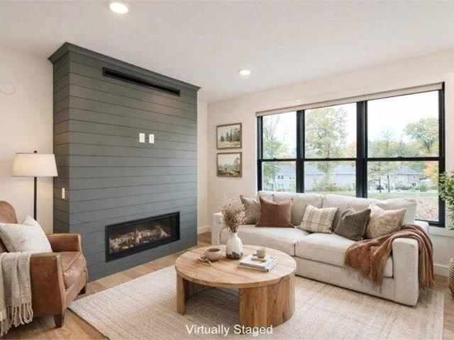 house with 3 bedroom, South Burlington VT ES105205079