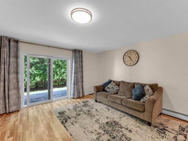 house with 3 bedroom, South Burlington VT ES103931262