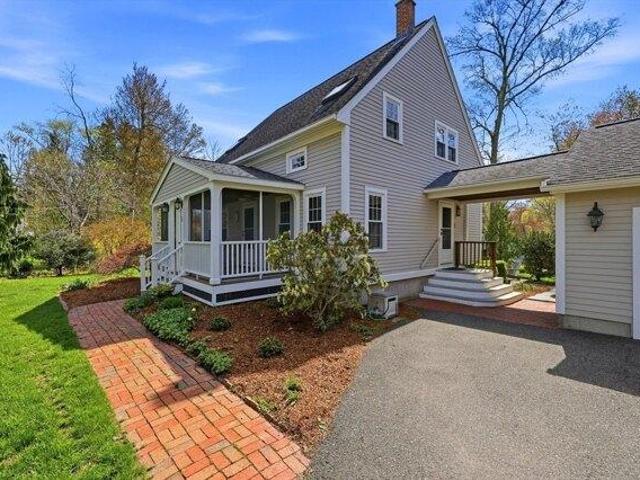 house with 3 bedroom, South Hadley MA DLS103098655